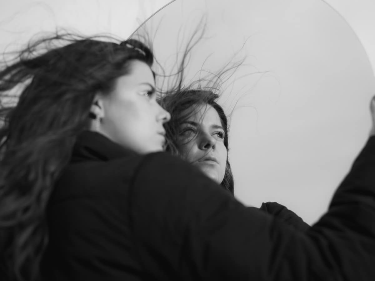 10 Reasons to Practice Self-Reflection - Mom & Active
